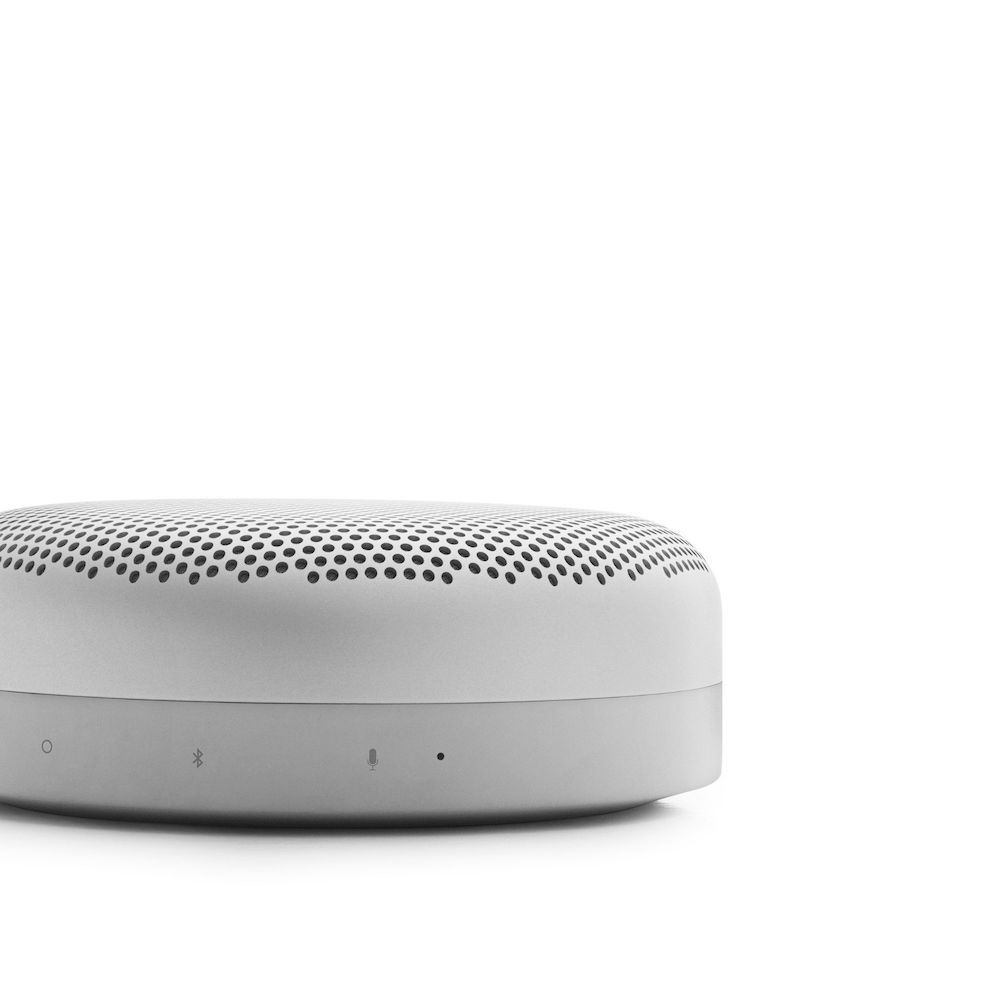 Bocina Bang & Olufsen A1 Portátil Natural MacStore Online